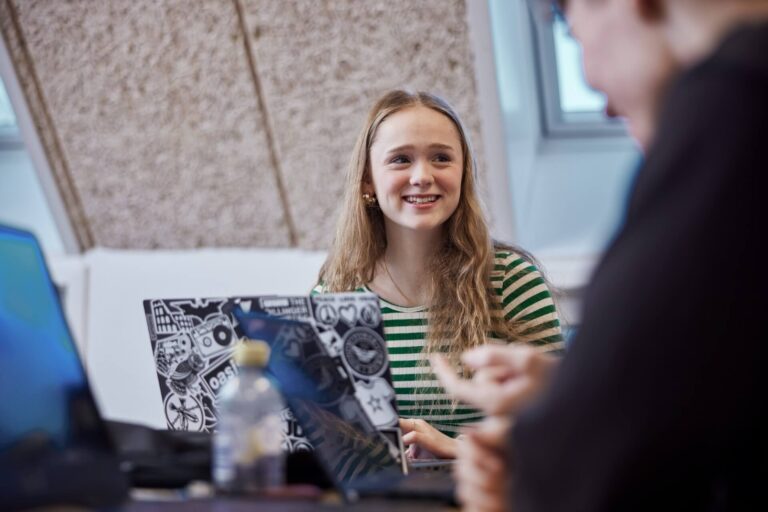 Kreativ efterskole i Sønderjylland med fællesskab, udvikling og unikke ...